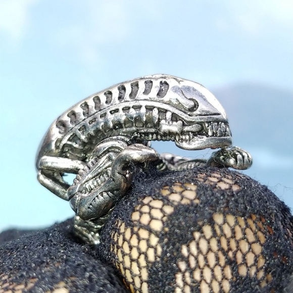 APOCALYPSTIC INC | Jewelry | Amazing Adjustable Xenomorph Alien Biker ...